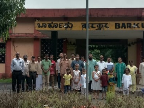 Barkur Railway Station staff members celebrated 78th Independence Day ...